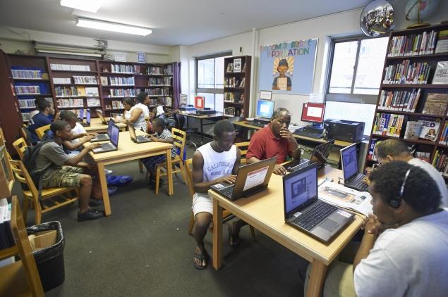 Harlem Public Library Branch Underfunded, But Midtown Flagship Branch ...