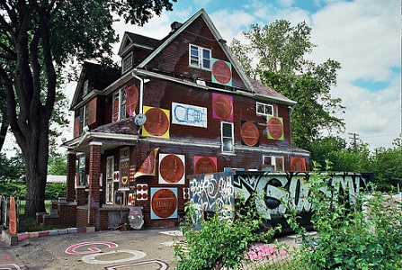 Heidelberg Project Destroyed by Fire | Chicago Defender