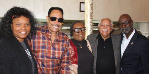 In the MIXX: Chicago's Radio and Records Reunion, Mike Love Replaces ...