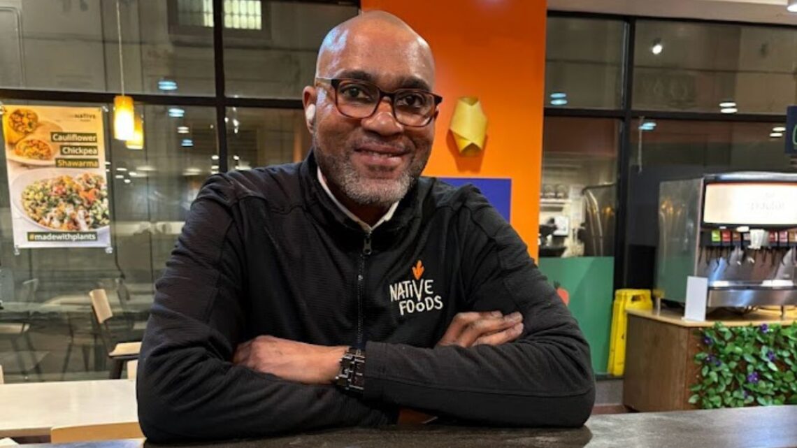 Former Dishwasher Opens Black-Owned Vegan Eatery in Downtown Chicago ...