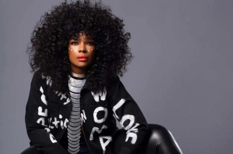 Syleena Johnson on Chicago Soul, ‘The Chi’ Supergroup, and Honoring Her ...