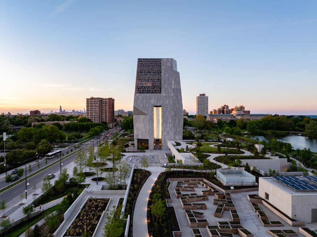 Obama Presidential Center opens its doors, draws thousands to historic ...